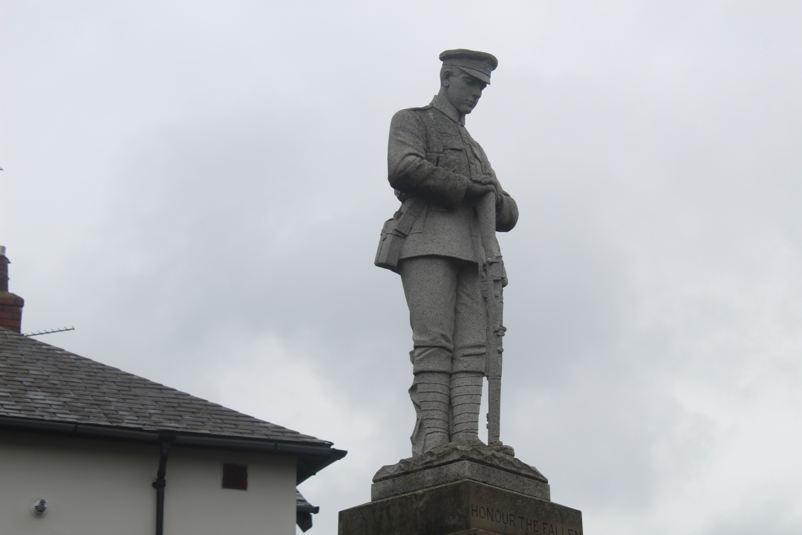 Rothwell - War Memorials Online